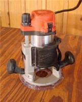 Router Woodworking Basics: How to Use a Router | WoodWorkers Guild of ...