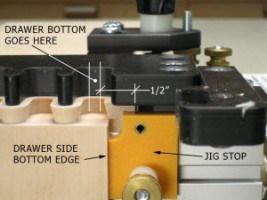 Make Routed Half-Blind Dovetail Drawers - Part 1 | WoodWorkers Guild of ...