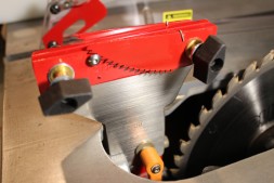 Table Saw Safety Guards and Splitters | WWGOA Safety Tips | WoodWorkers ...