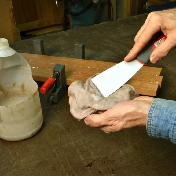 6 Tips for Cleaning Up Glue Squeeze-Out | WoodWorkers Guild of America