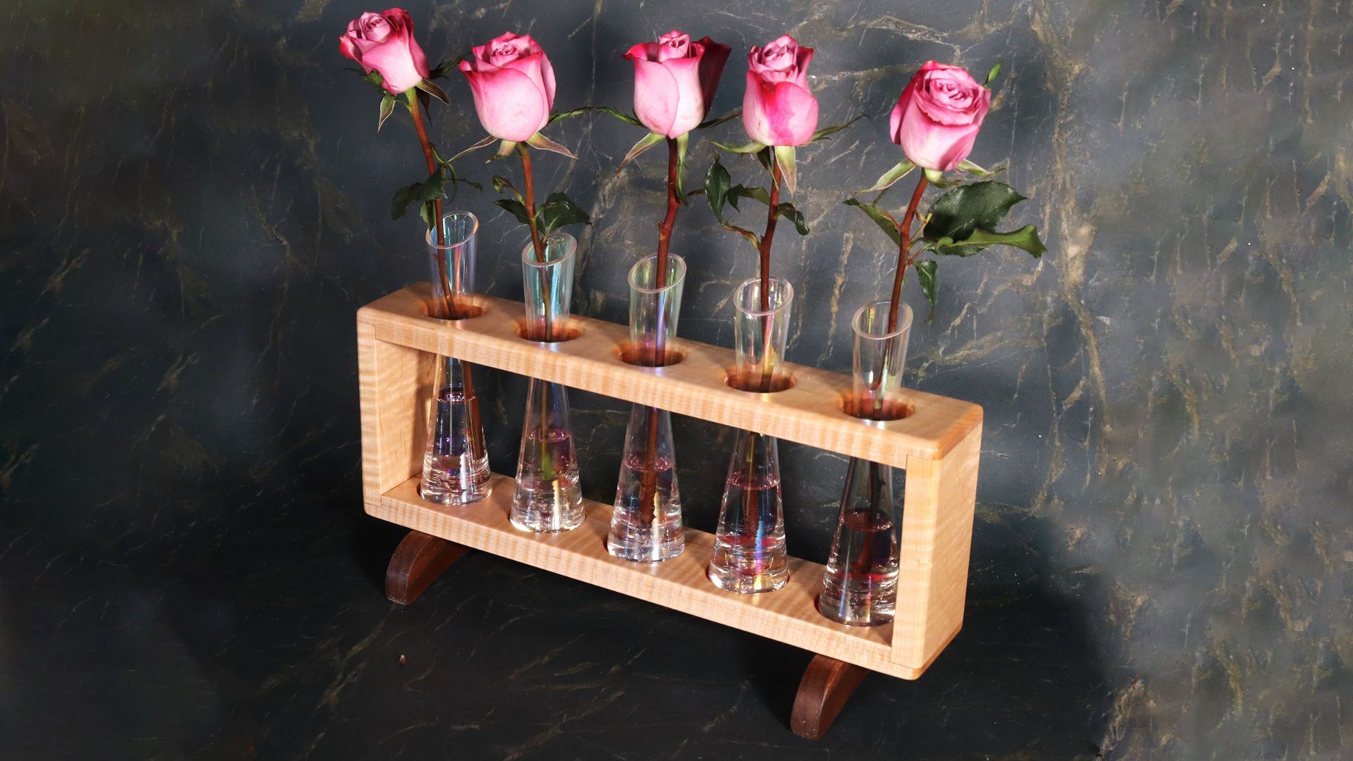 Make a Bud Vase Display Stand | WoodWorkers Guild of America